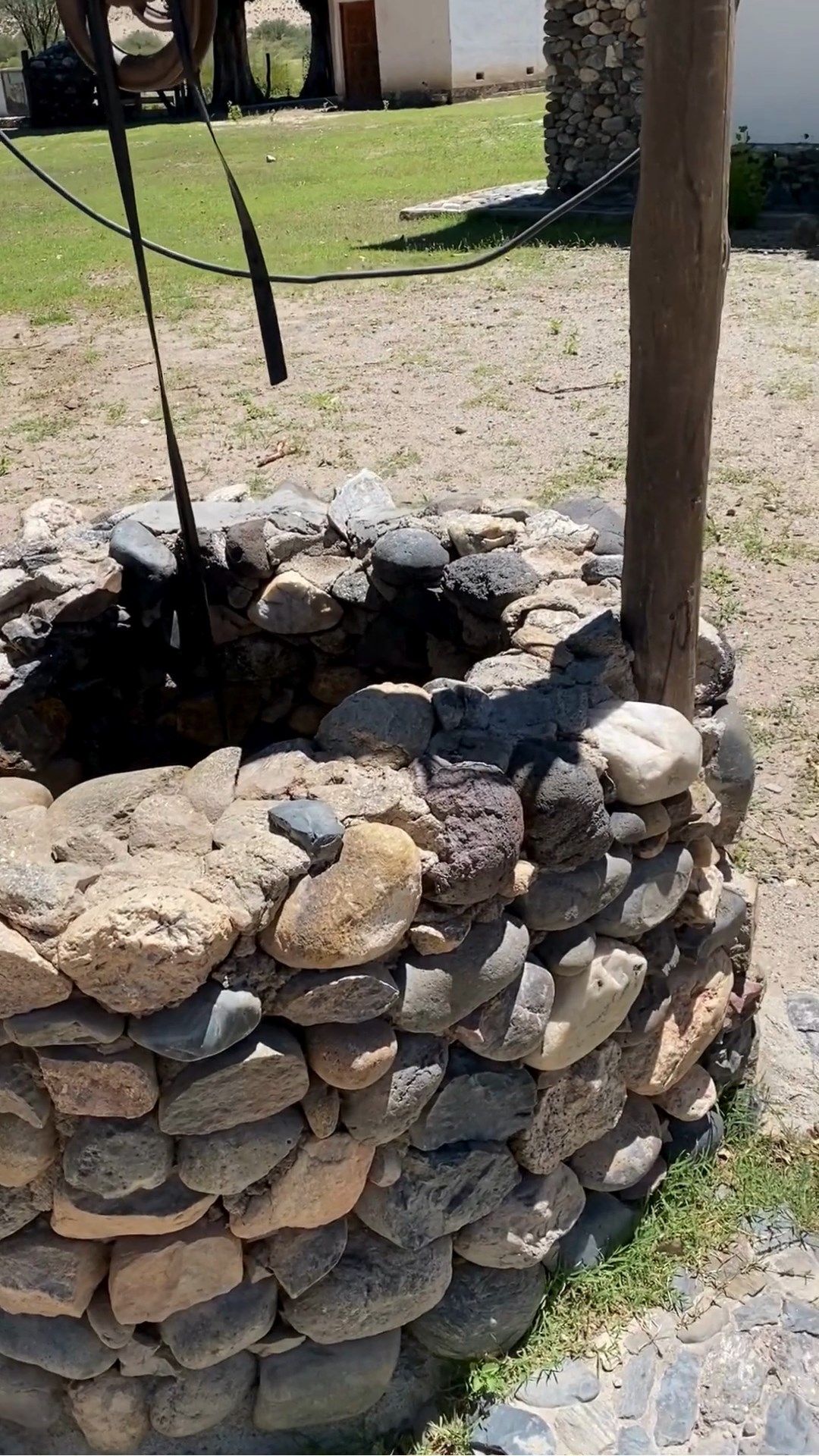 El aljibe en la Estancia El Pichanal, una referencia del valor ...